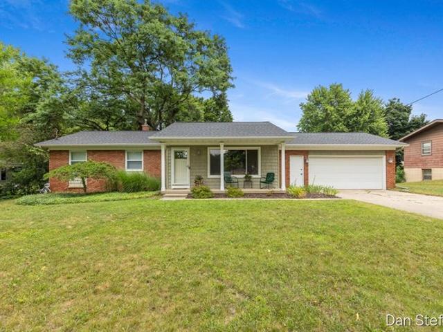 841 Elmdale St NE, Grand Rapids, MI 49525