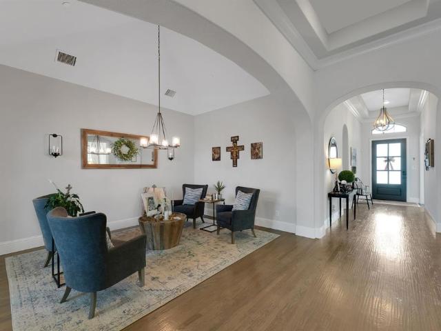 841 Ivy Glen Court