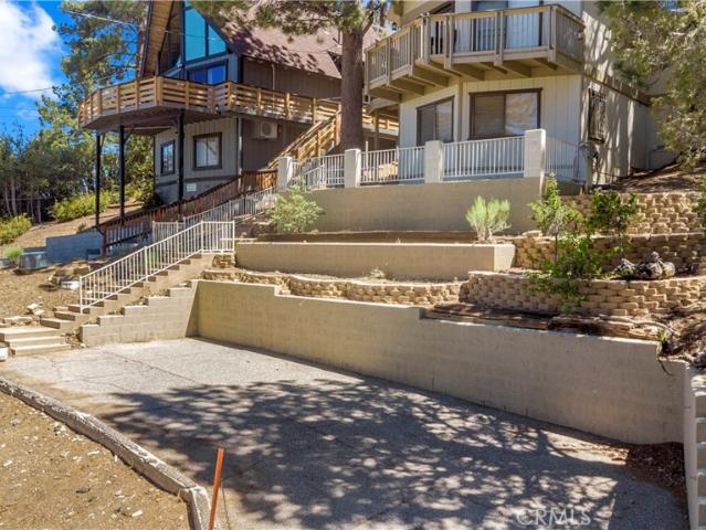 841 Menlo Drive