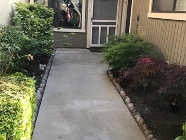841 Nash Rd, Hollister, CA 95023