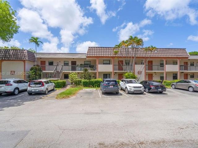 841 NE 207th Ln Unit 3 201, Miami, FL 33179