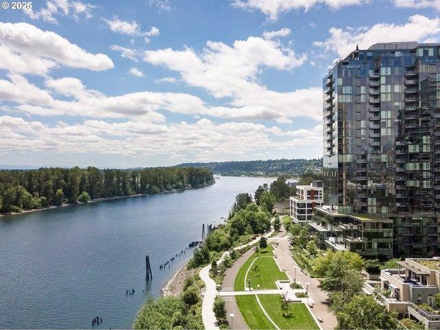 841 S Gaines St Unit 2104, Portland, OR 97239