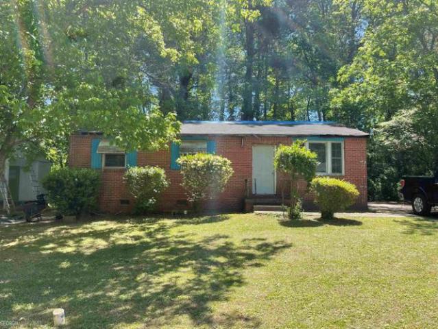 841 Sandy Creek Dr NW, Atlanta, GA 30331