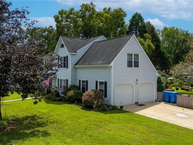 841 Woodstream WAY