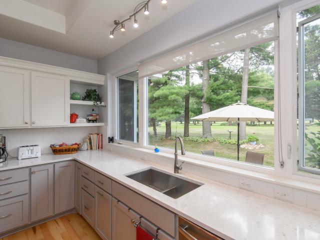 841 Whispering Pines Cir