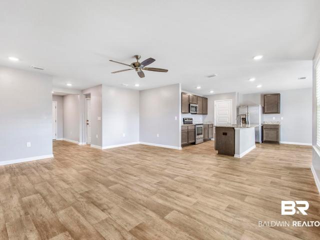 8424 Mackie Lane