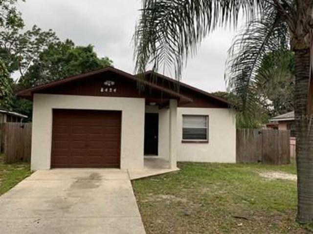 8424 N Orangeview Ave, Tampa, FL 33617