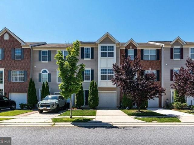 8424 Stansbury Lake Dr, Dundalk, MD 21222
