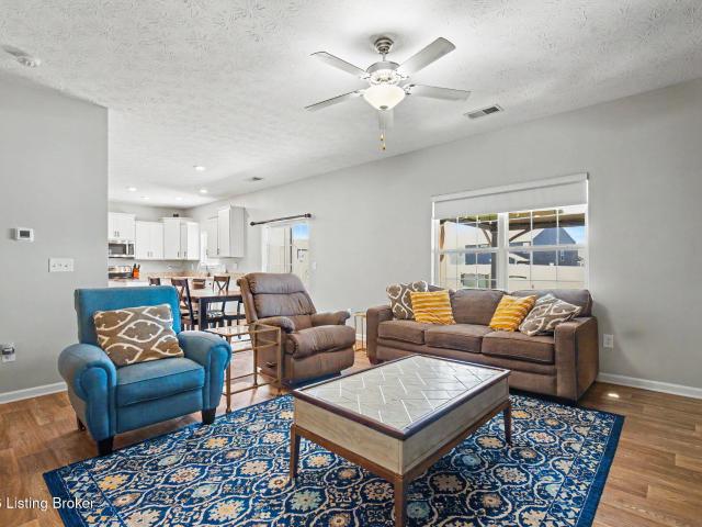 8424 Warbler Branch Way