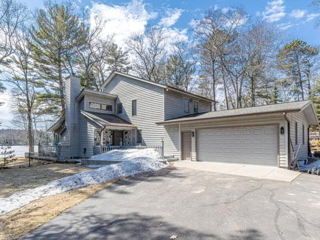 8425 Brunswick Rd, Minocqua, WI 54548