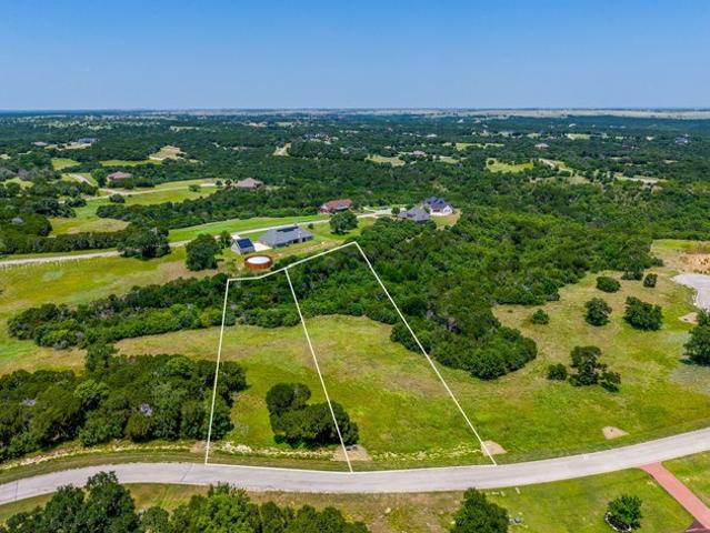8425 Fullerton Dr, Cleburne, TX 76033