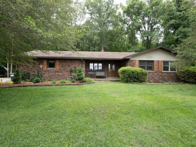 8425 Gun Club Rd S, Mount Vernon, IN 47620