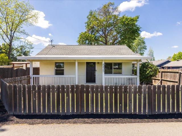 8425 Pearl Way, Citrus Heights, CA 95610 | MLS #226047 | Compass