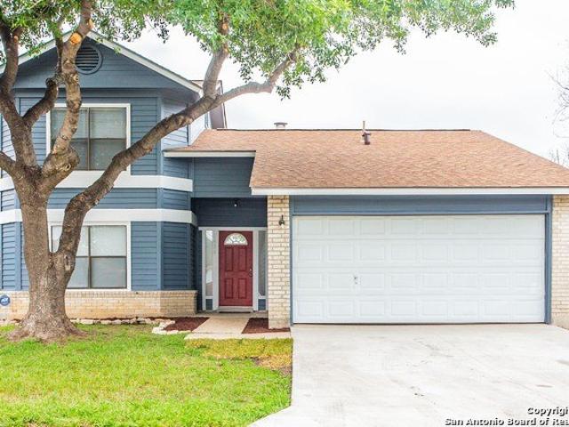 8426 Maple Ridge Dr, San Antonio, TX 78239