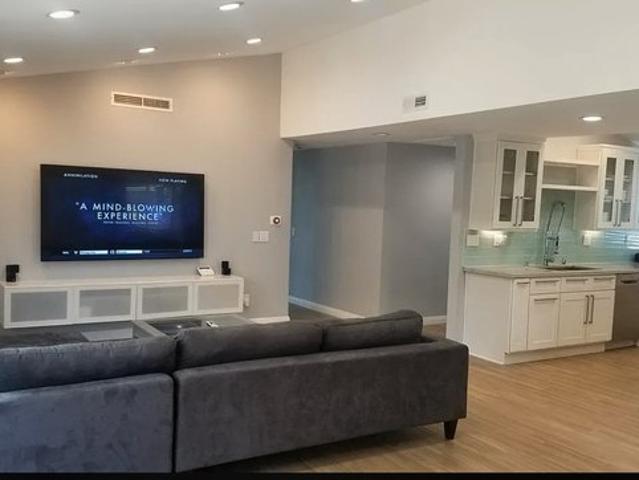 8428 Lurline Ave, Los Angeles, CA 91306