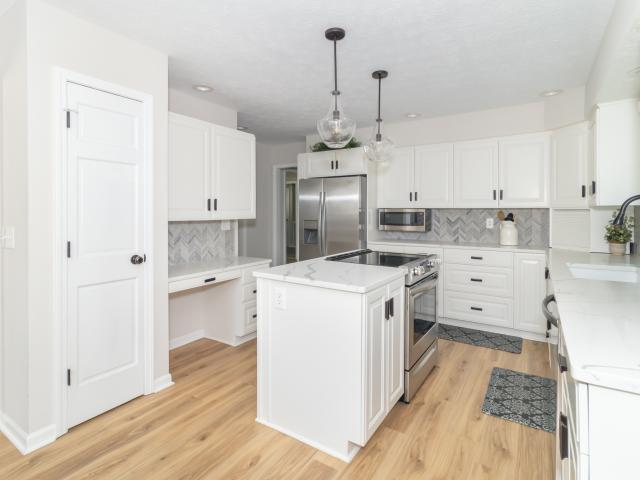 8429 Catamaran Dr, Indianapolis, IN 46236 | MLS #22044