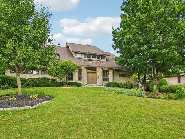8420 Evergreen Lane