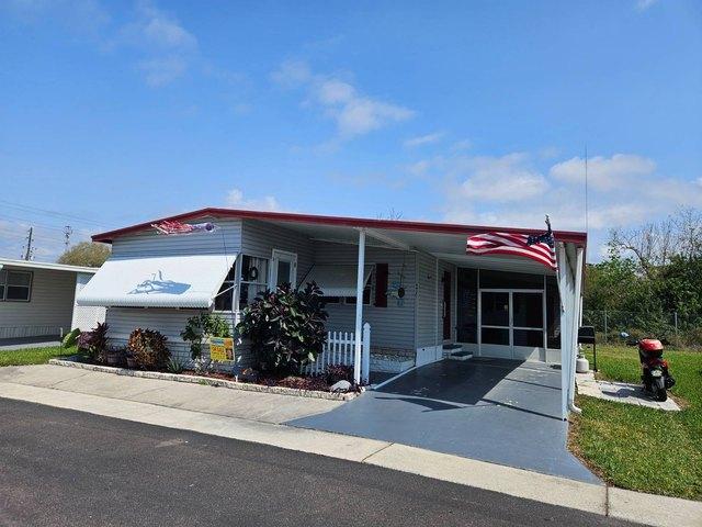 8420 Hirum Dr, New Port Richey, FL 34653