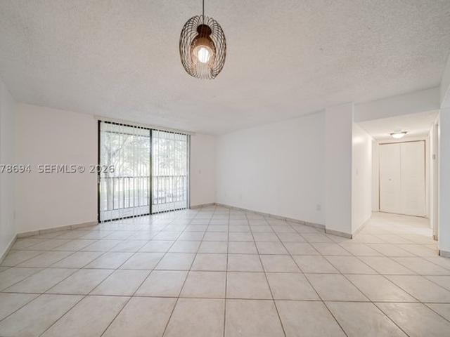8420 SW 133rd Ave Rd Apt 224, Miami, FL 33183