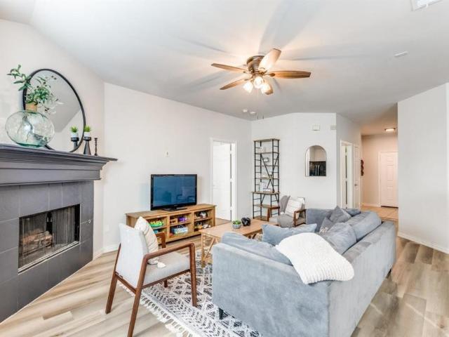 8421 Green Ash Drive