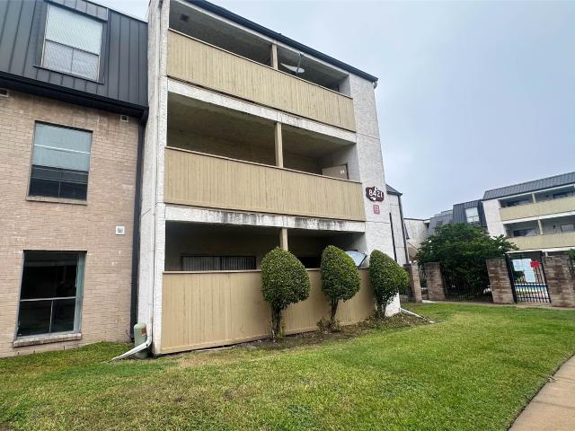8421 Hearth Dr, Unit 1, Houston, TX 77054 | MLS #50725 | Compass