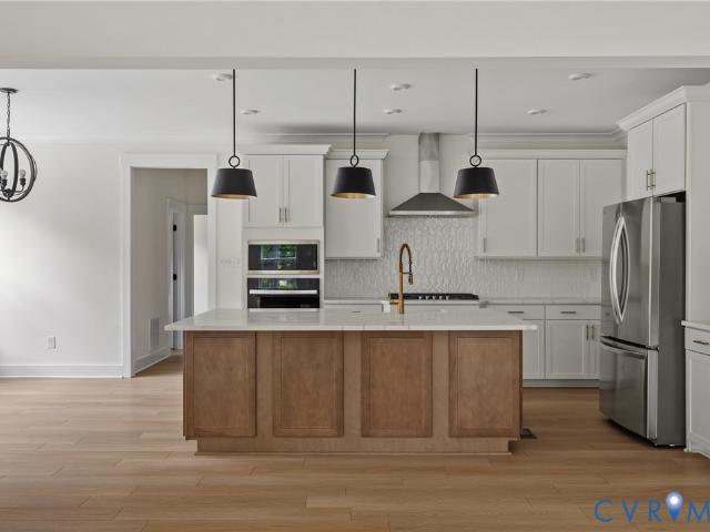 8421 Roden Drive