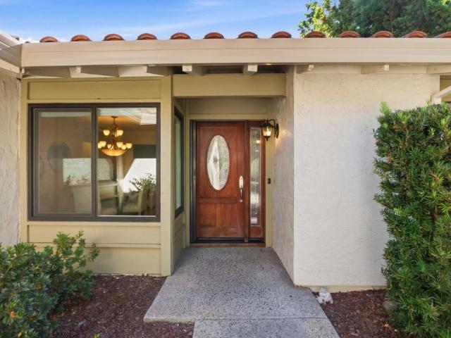 8422 Chenin Blanc Lane