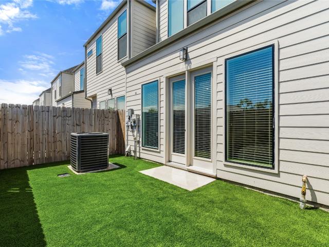 8422 Pech Landing Drive