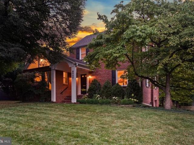8422 Queen Annes Dr, Silver Spring, MD 20910