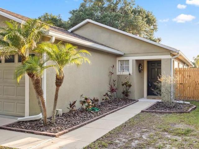 8423 Deer Chase Dr, Riverview, FL 33578