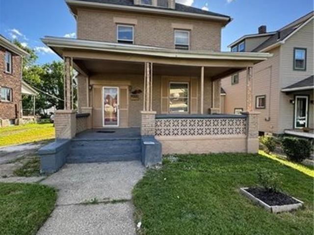 842 Cedar Ave, Sharon, PA 16146