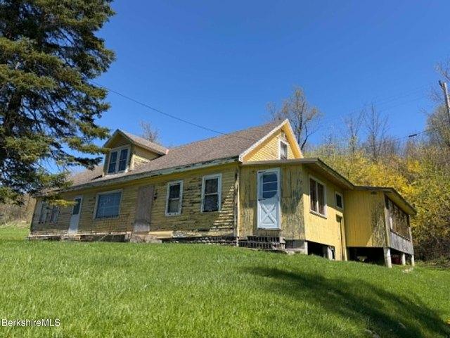 842 Church St, North Adams, MA 01247
