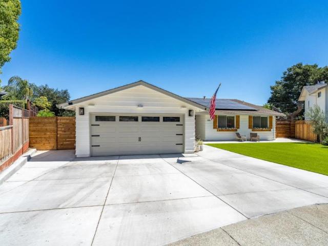 842 Claremont Court