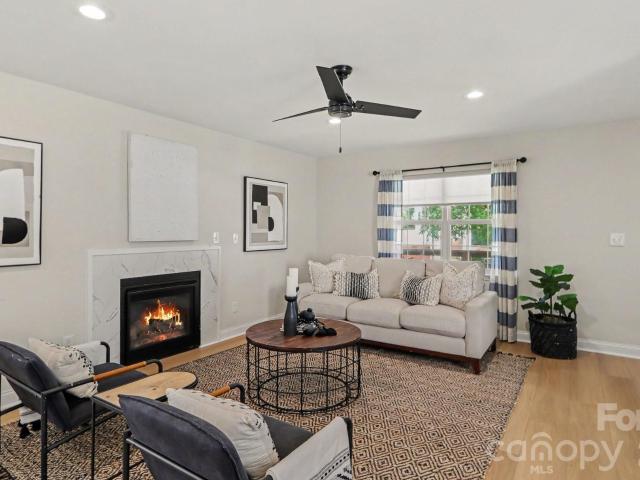842 Belmont Avenue