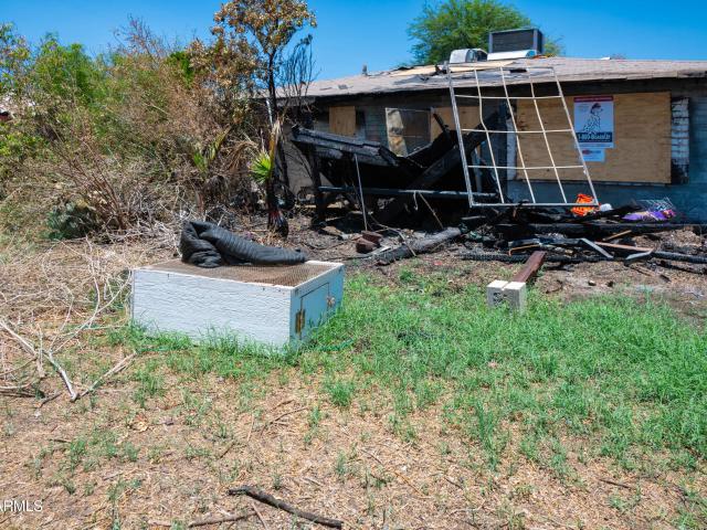 842 e roberts road #