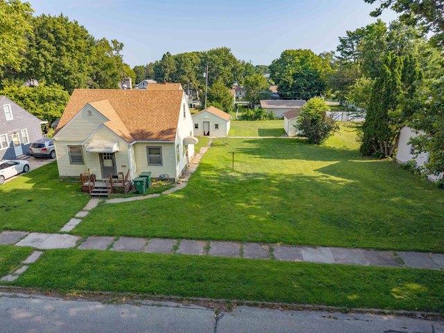842 Kern St, Waterloo, IA 50703