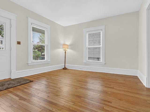 842 Hall Street