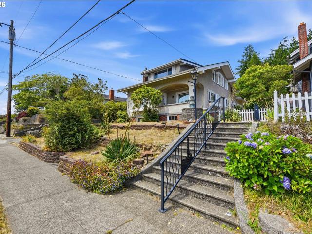 842 oregon ave