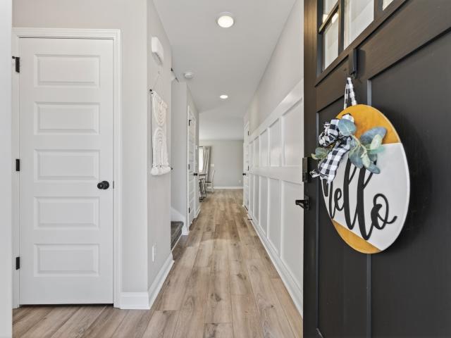 842 Marksman Ct