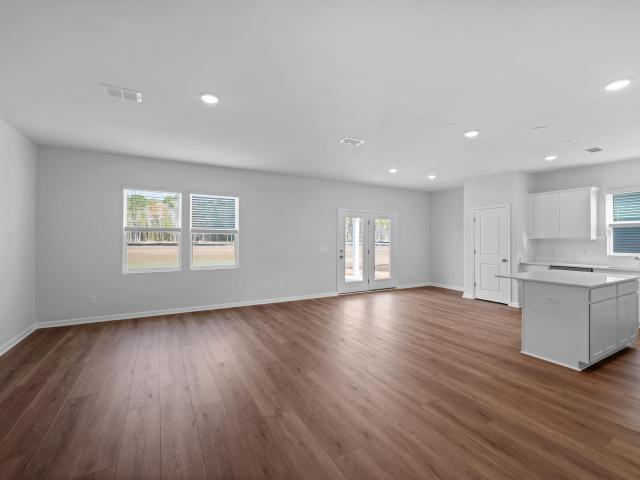 842 Meadowbrook Ln, Summerville, SC 29486 | MLS #26010 | Compass
