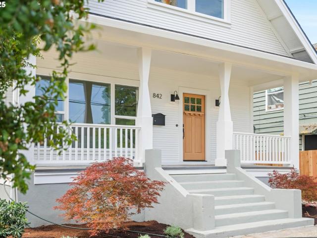842 NE Killingsworth St, Portland, OR 97211 | MLS #787527 | Compass