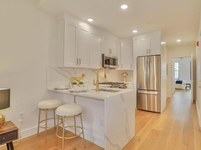 842 Park Ave # 102