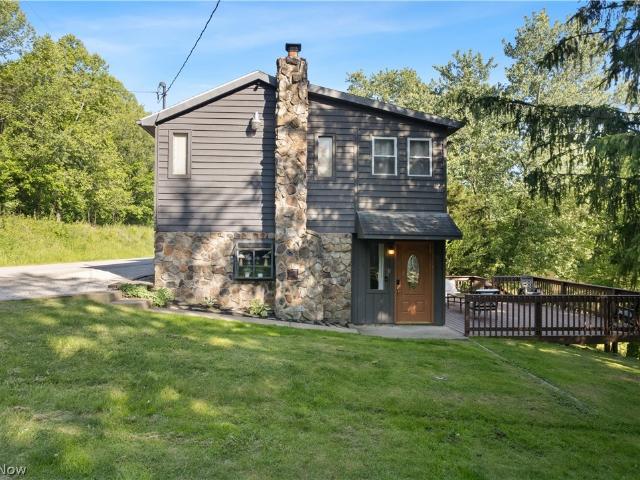 842 River Road