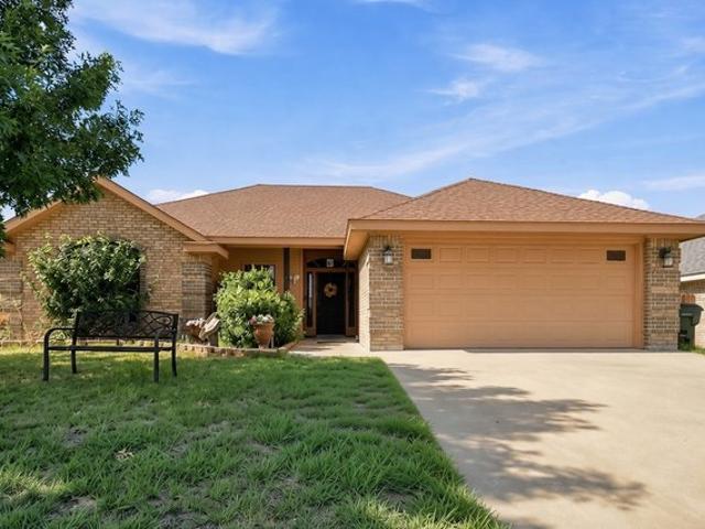 842 Running Water Trl, Abilene, TX 79602