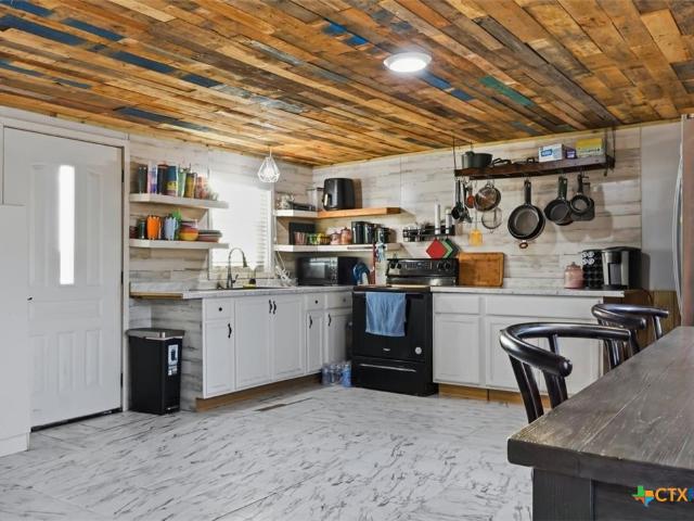 842 Wischkaemper Road