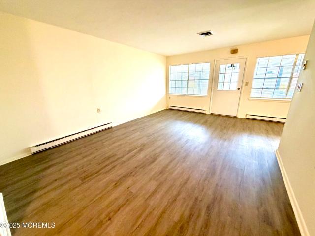842B Inverness Court