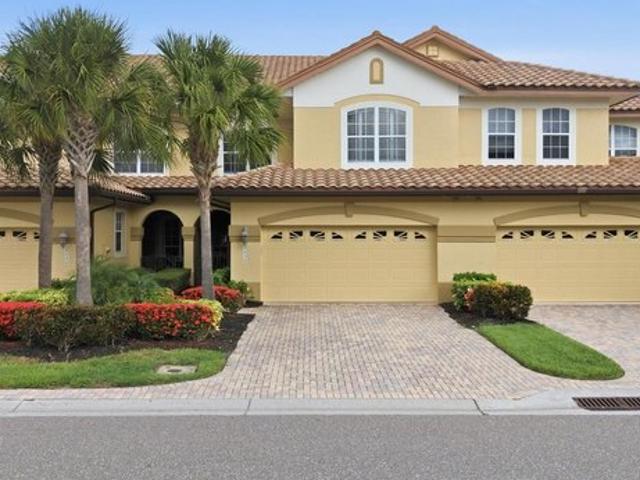 8434 Miramar Way, Lakewood Ranch, FL 34202