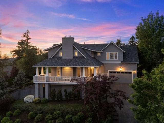8435 NW Hazeltine St, Portland, OR 97229