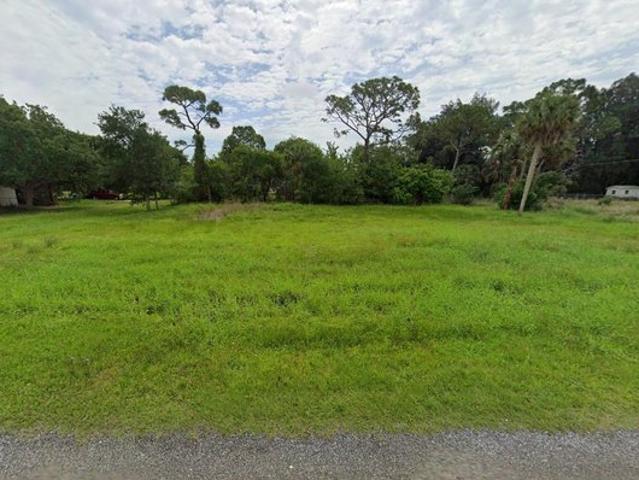 8435 Patterson Ave, Sebastian, FL 32958