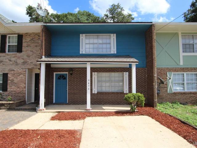 8436 Old Spanish Trl Rd, 3 beds, 3 full baths